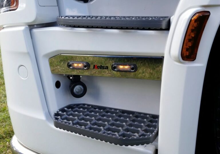 Light Fix & Kelsa Light Bars - JY Group